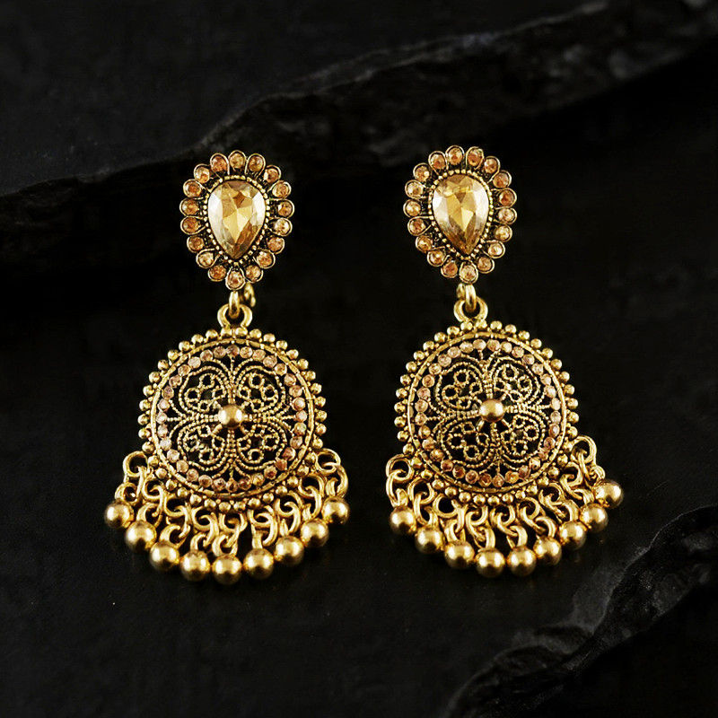 Buy sm.j earings a1 at best price in Pakistan | Hydri Super Market